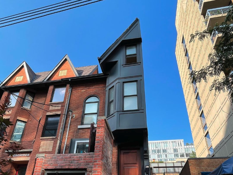 Todo sobre la Half House de Toronto - Indomio News