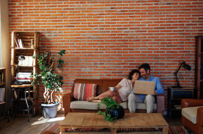 Combinar una pared de ladrillo visto en casa - Indomio News